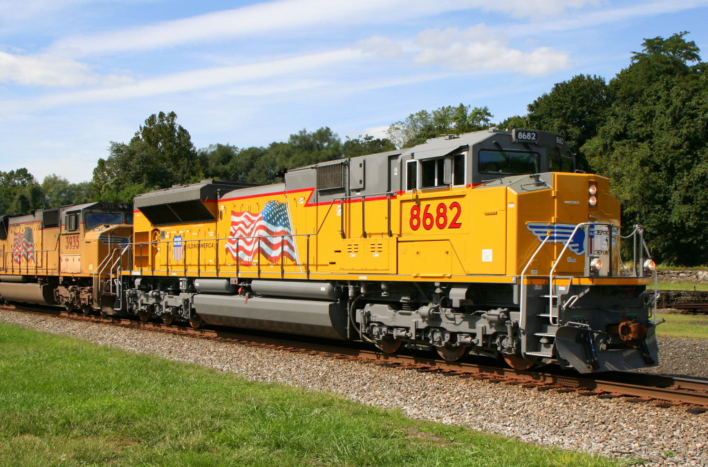 Roster Image of New UP SD70ACe #8682 Leading NS 212 @ 1358 hrs